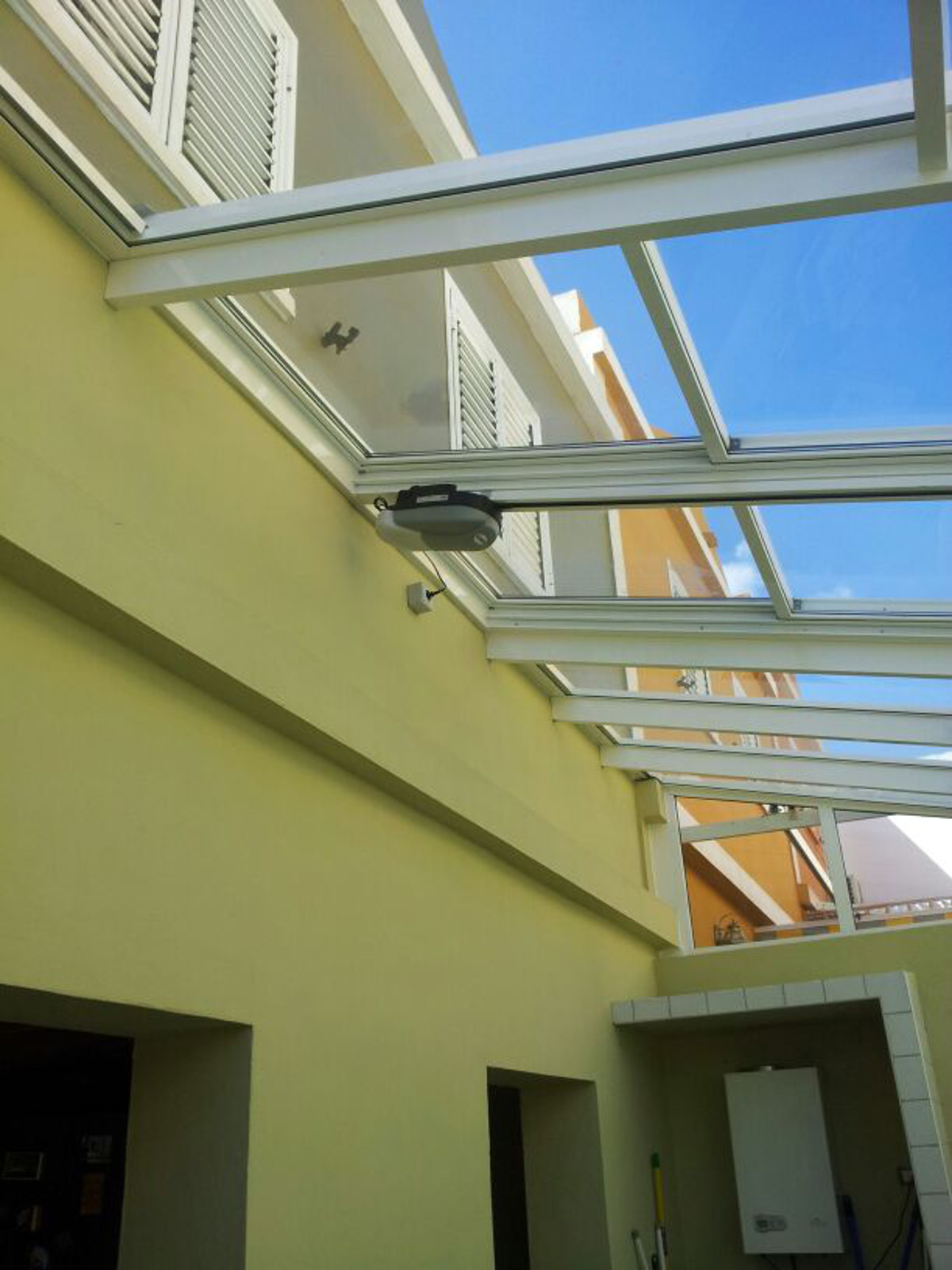 JVS – Wintergardens – Acoperisuri mobile cu geam termopan securizat si ...